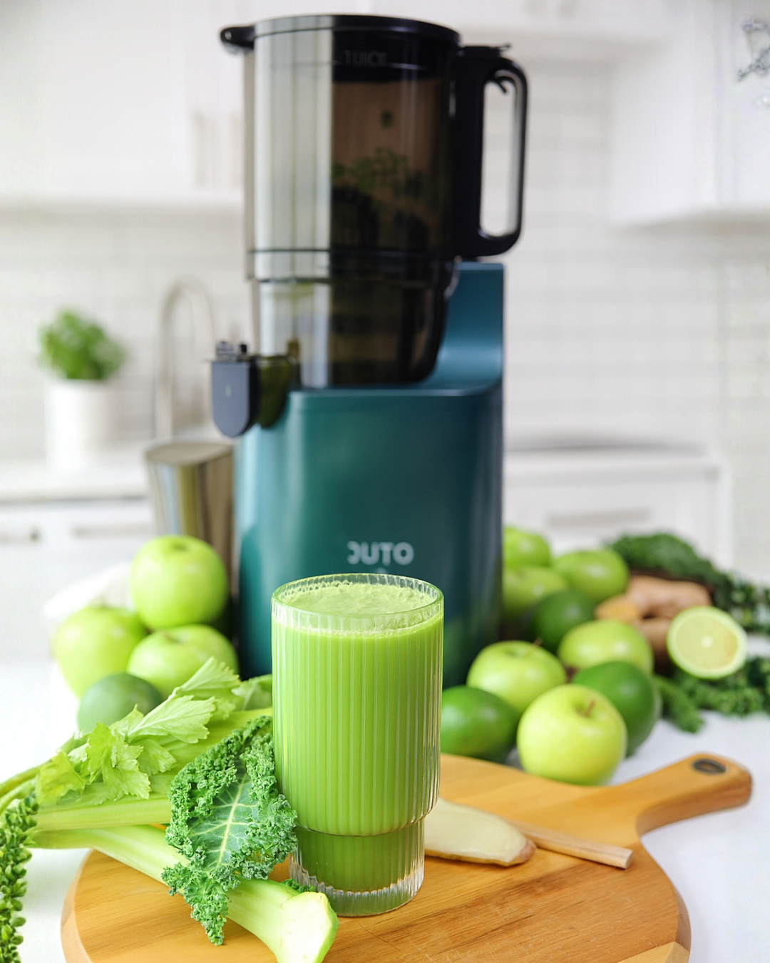 Daily Green Juice Your Gut Will Love – JUTO LIVING